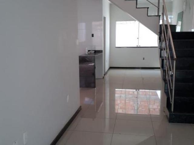 Casa com 3 quartos à venda em Contagem, no bairro Santa Helena