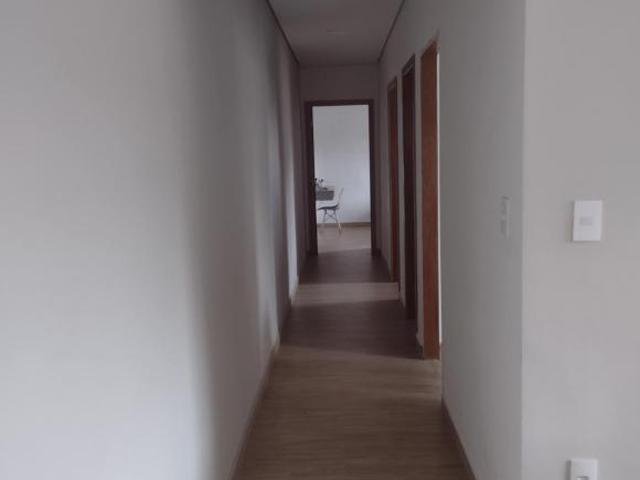 Casa com 3 quartos à venda em Contagem, no bairro Santa Luzia