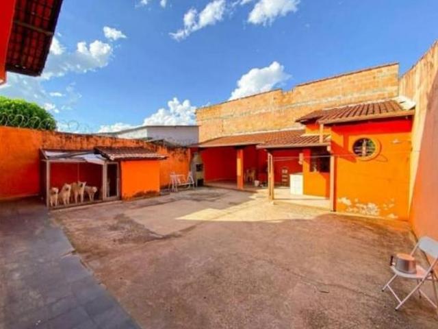 Casa com 3 quartos à venda em Contagem, no bairro Parque Recreio