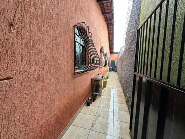 Casa com 3 quartos à venda em Contagem, no bairro Parque Recreio