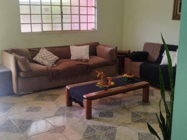 Casa com 3 quartos à venda em Contagem, no bairro Pedra Azul