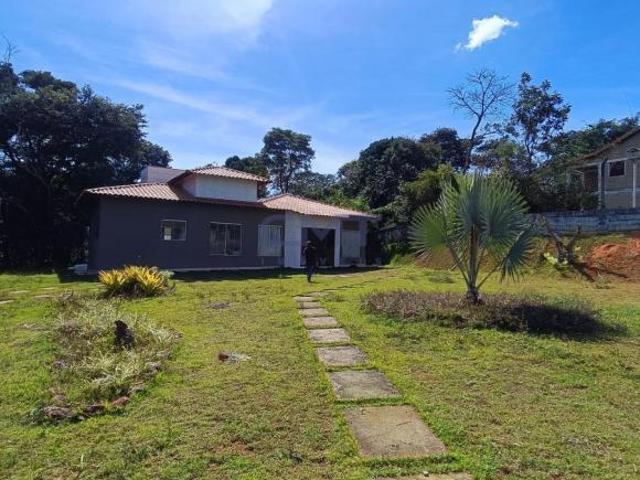 Casa com 3 quartos à venda em Contagem, no bairro Vila Ipê Amarelo