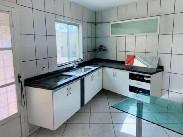 Casa com 3 quartos à venda em Contagem, no bairro Vila Renascer