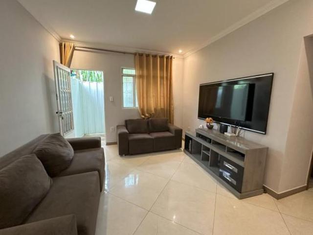 Casa com 3 quartos à venda em Contagem, no bairro Vila Santa Luzia