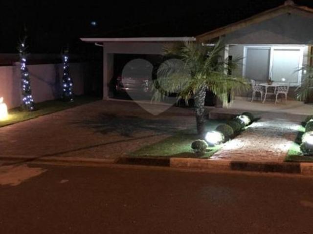 Casa com 3 quartos à venda em Condomínio serra da estrela SP
