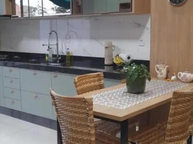 Casa com 3 quartos à venda em Guilhermina, 130 m² Praia Grande, São Paulo