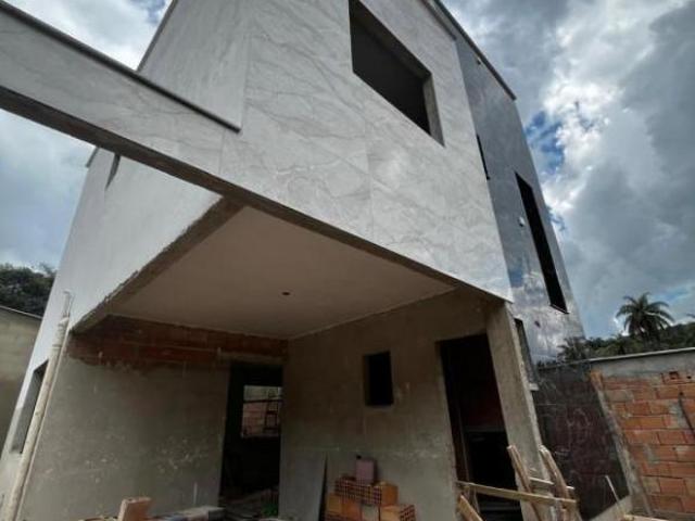 Casa com 3 quartos à venda em Ibirité, no bairro Camargos