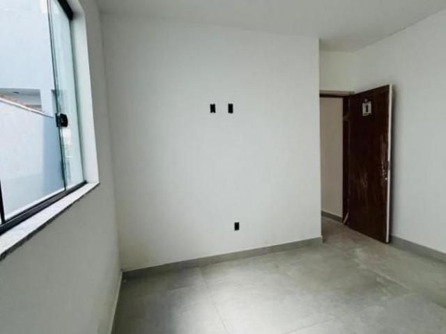 Casa com 3 quartos à venda em Ibirité, no bairro Santa Terezinha