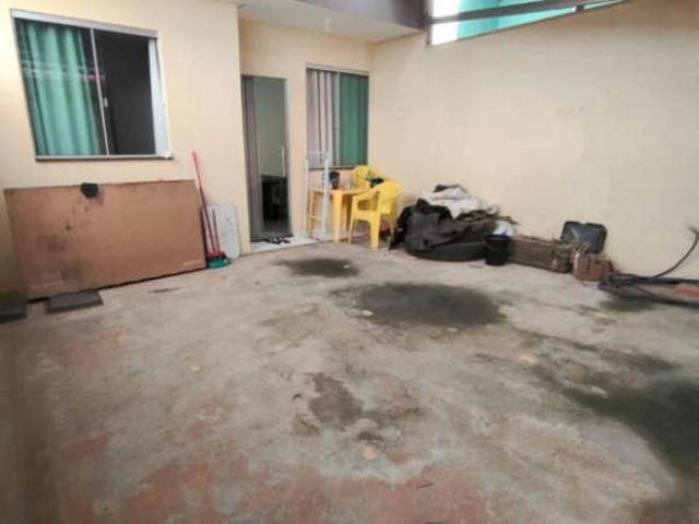 Casa com 3 quartos à venda em Ibirité, no bairro Santa Rita