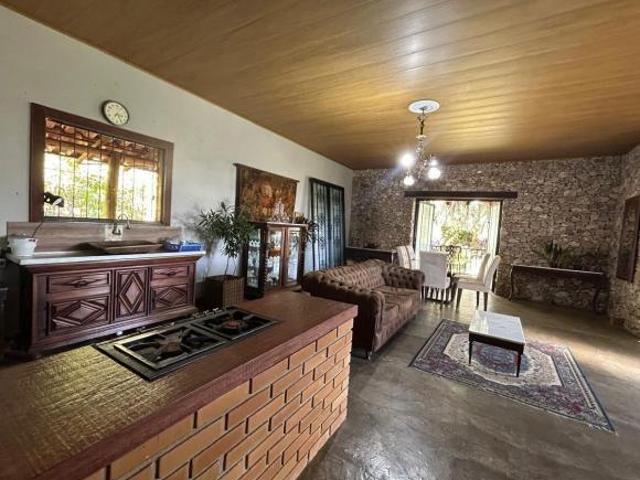 Casa com 3 quartos à venda em Itabirito, no bairro Vale Imperial