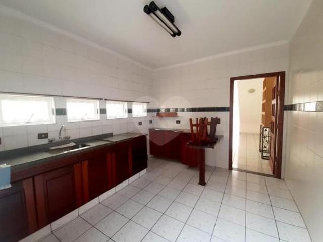 Casa com 3 quartos à venda em Jardim califórnia SP