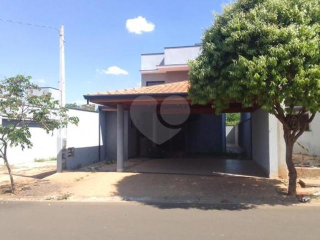 Casa com 3 quartos à venda em Jardim califórnia SP