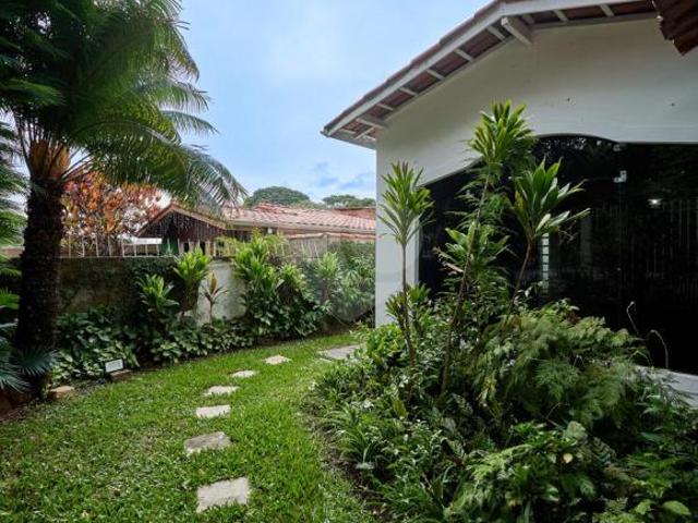 Casa com 3 quartos à venda em Jardim Campo Grande SP