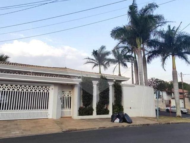 Casa à venda com 3 quartos, sendo 2 suítes, em Jardim Botafogo 1, São Carlos