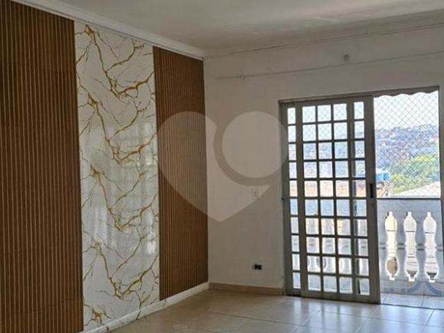 Casa com 3 quartos à venda em Jardim guacuri SP