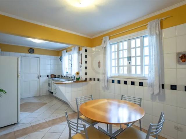 Casa com 3 quartos à venda em Jardim da glória SP