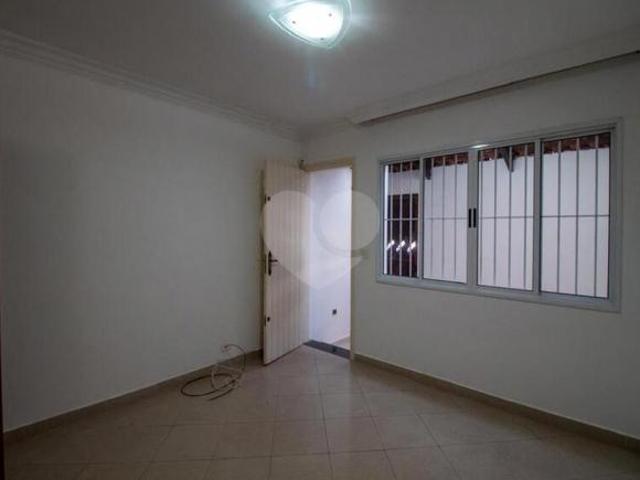 Casa com 3 quartos à venda em Jardim ester SP