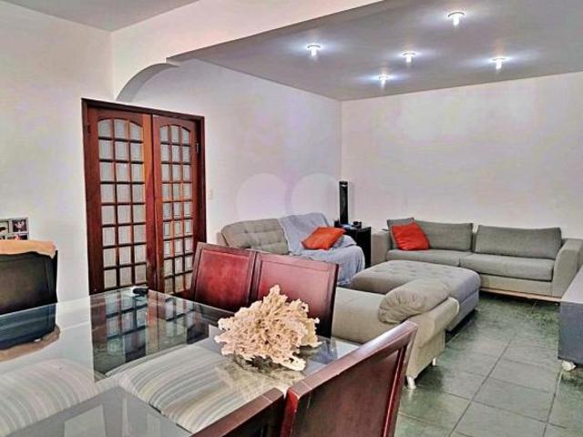 Casa com 3 quartos à venda em Jardim felicidade zona oeste SP