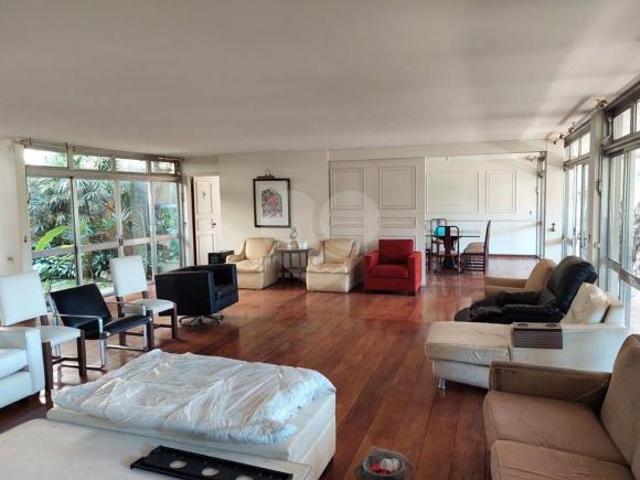Casa com 3 quartos à venda em Jardim leonor SP