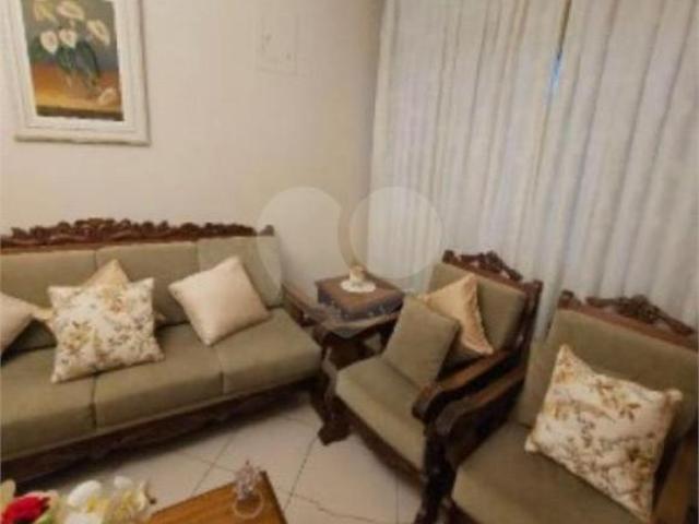 Casa com 3 quartos à venda em Jardim marisa SP