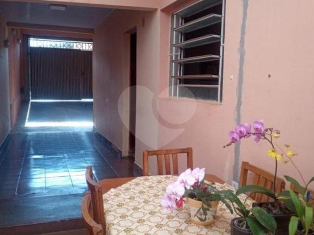 Casa à venda com 3 quartos, sendo 1 suíte, em Jardim Santa Paula, São Carlos
