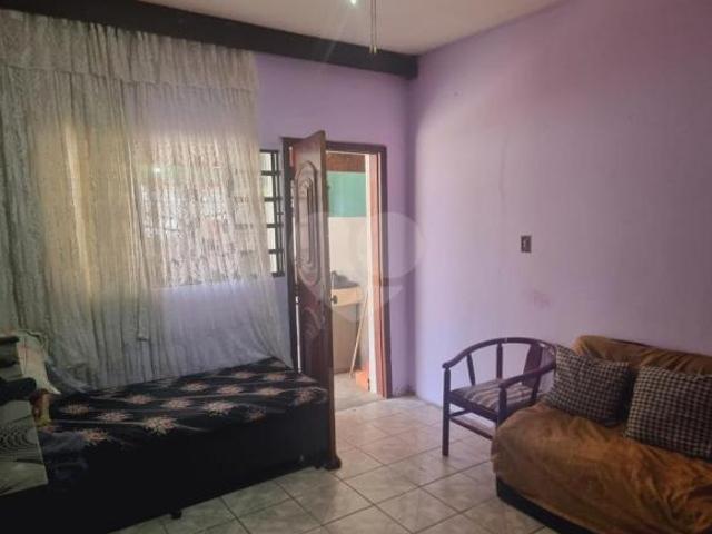 Casa com 3 quartos à venda em Jardim regis SP