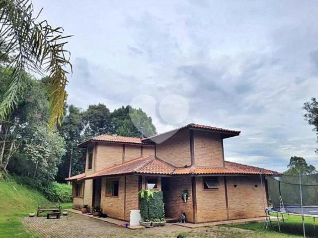 Casa com 3 quartos à venda em Juqueri mirim SP