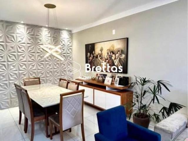 Casa com 3 quartos à venda em Lavras, no bairro Ouro Branco