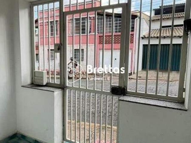 Casa com 3 quartos à venda em Lavras, no bairro Esplanada