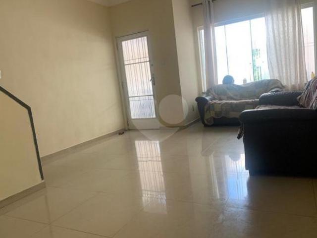 Casa com 3 quartos à venda em Limão SP