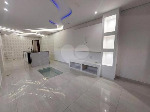 Casa com 3 quartos à venda em Maracanã SP