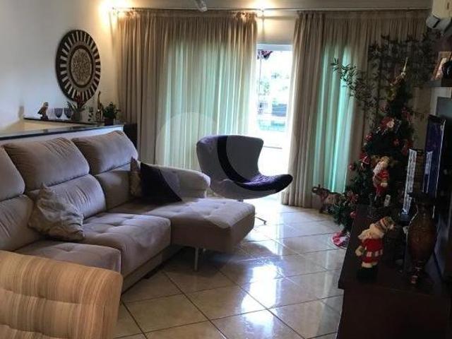 Casa com 3 quartos à venda em Marapé SP