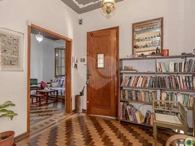 Casa com 3 quartos à venda em Menino Deus RS