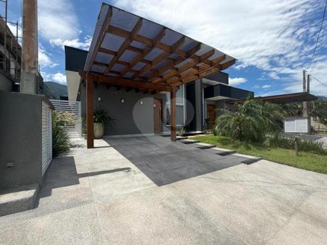 Casa com 3 quartos à venda em Morada da praia SP