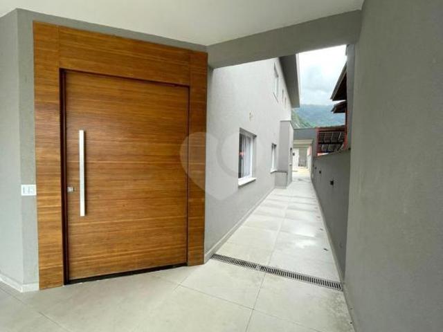 Casa com 3 quartos à venda em Morada da praia SP