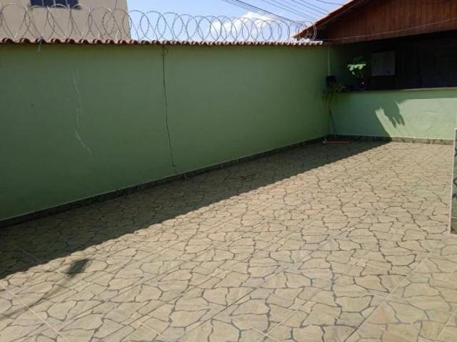Casa com 3 quartos à venda em Nepomuceno, no bairro Centro