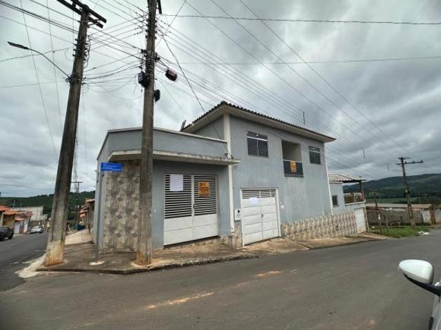 Casa com 3 quartos à venda em Nepomuceno, no bairro Centro