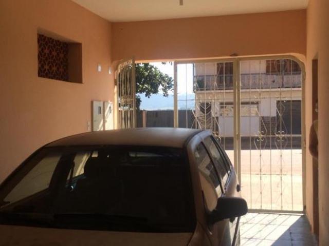 Casa com 3 quartos à venda em Nepomuceno, no bairro Marciolândia