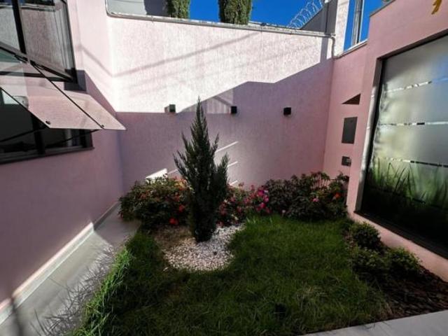 Casa com 3 quartos à venda em Nepomuceno, no bairro Nova Era