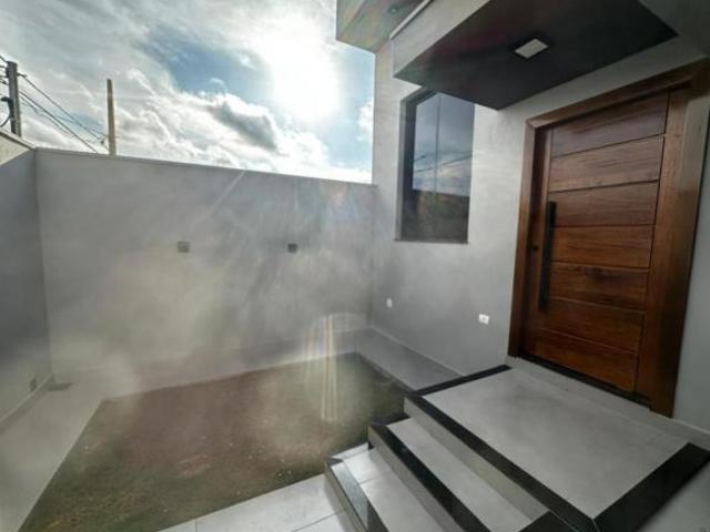 Casa com 3 quartos à venda em Nepomuceno, no bairro Santa Helena