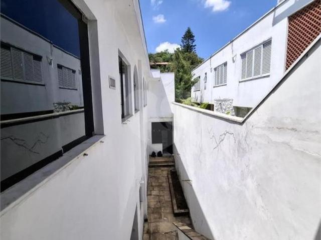 Casa com 3 quartos à venda em Pacaembu SP
