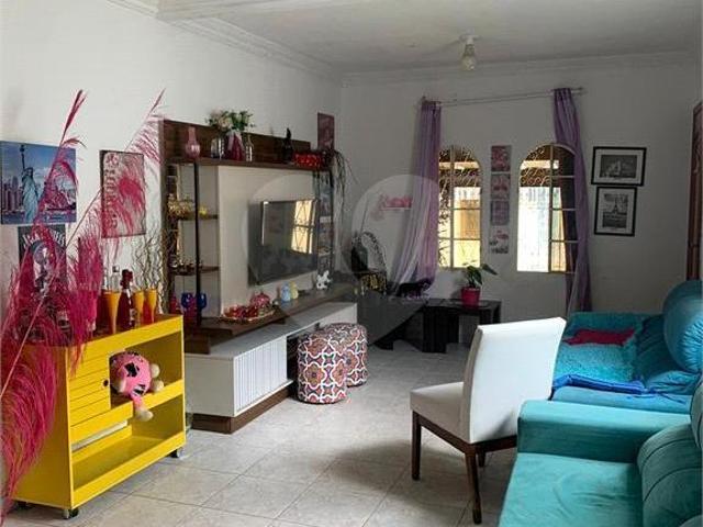 Casa com 3 quartos à venda em Parada inglesa SP