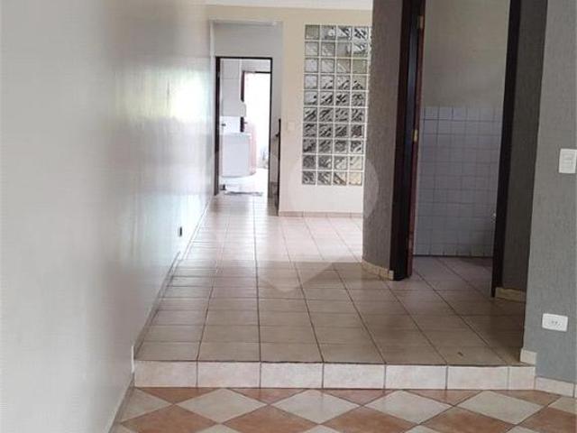 Casa com 3 quartos à venda em Parque maria domitila SP