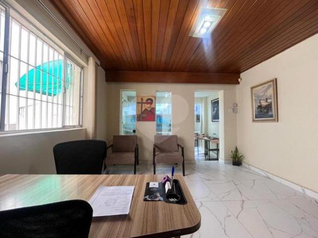 Casa com 3 quartos à venda em Parque peruche SP