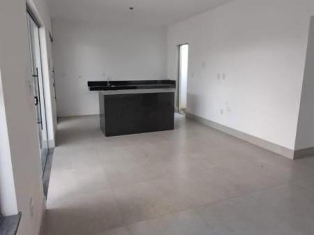 Casa com 3 quartos à venda em Pedro Leopoldo, no bairro Novo Campinho