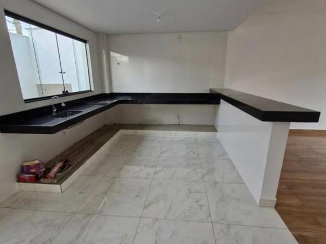 Casa com 3 quartos à venda em Pedro Leopoldo, no bairro Parque Andiara