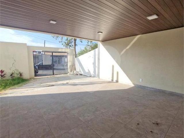 Casa com 3 quartos à venda em Pinheirinho SP