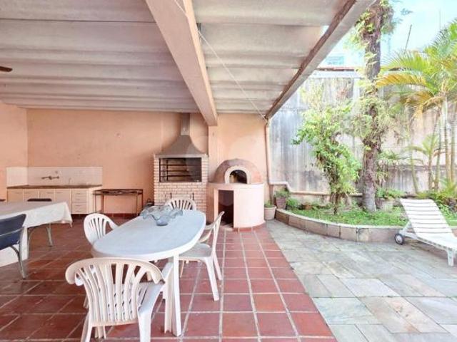Casa com 3 quartos à venda em Pitangueiras SP