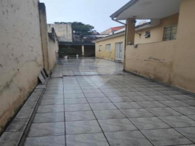 Casa com 3 quartos à venda em Quarta parada SP