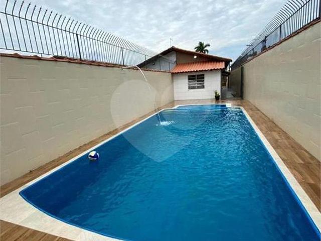 Casa com 3 quartos à venda em Real SP